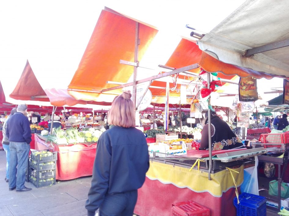 Museo Egipcio y mercado del Baloon y Porta Palazzo en Turín - Tu Rincón ...