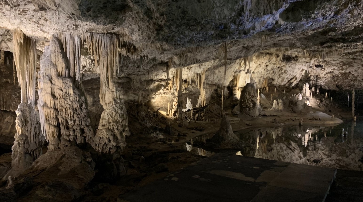 Cueva Punkva, Brno, Telc y Cesky Krumlov - Tu Rincón del Viajero